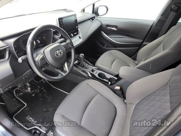 Pelēks Toyota Corolla 2021 Tallina, ar dzinēja tilpumu 1.80 L un nobraukumu 70 tūkst. km par 18995 €, foto 11 vietnē AUTOMOTO.COM.LV