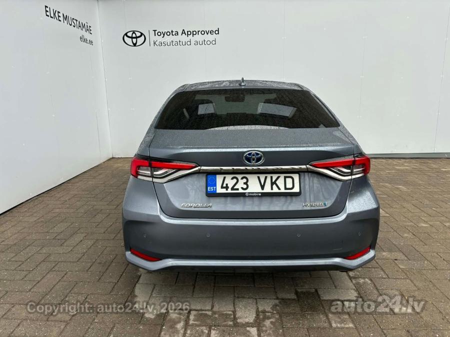 Pelēks Toyota Corolla 2021 Tallina, ar dzinēja tilpumu 1.80 L un nobraukumu 74 tūkst. km par 22495 €, foto 5 vietnē AUTOMOTO.COM.LV