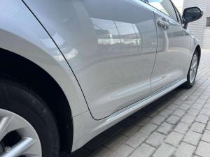 Pelēks Toyota Corolla 2021 Viļņa, ar dzinēja tilpumu 1.49 L un nobraukumu 96 tūkst. km par 15500 €, foto 11 vietnē AUTOMOTO.COM.LV