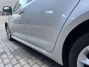 Pelēks Toyota Corolla 2021 Viļņa, ar dzinēja tilpumu 1.49 L un nobraukumu 96 tūkst. km par 15500 €, foto 12 vietnē AUTOMOTO.COM.LV