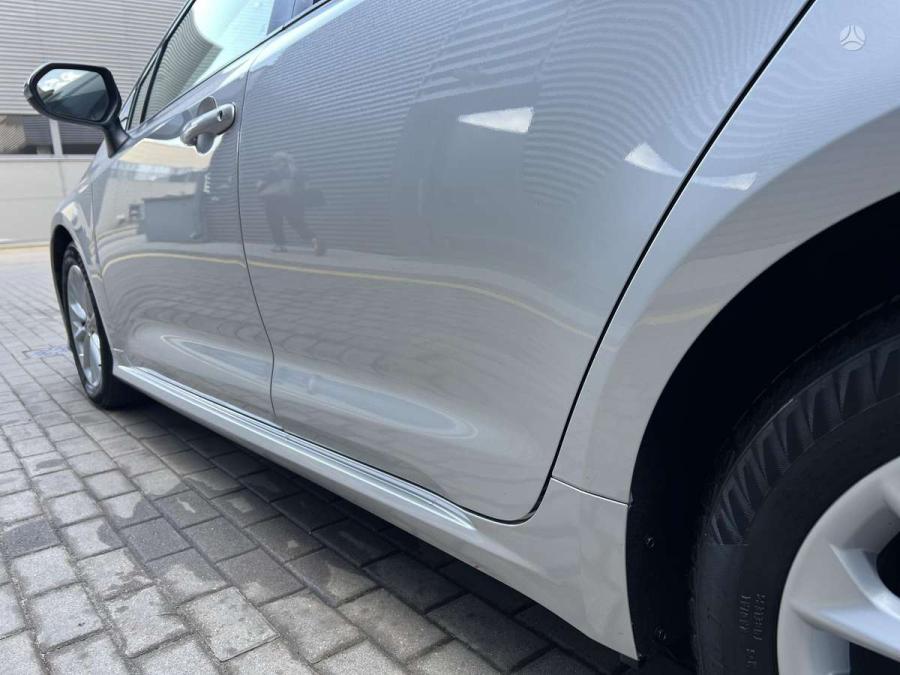 Pelēks Toyota Corolla 2021 Viļņa, ar dzinēja tilpumu 1.49 L un nobraukumu 96 tūkst. km par 15500 €, foto 12 vietnē AUTOMOTO.COM.LV