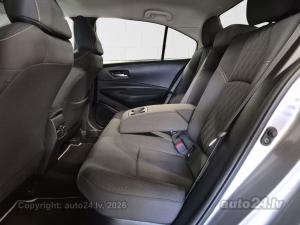 Pelēks Toyota Corolla 2021 Tallina, ar dzinēja tilpumu 1.80 L un nobraukumu 76 tūkst. km par 18490 €, foto 18 vietnē AUTOMOTO.COM.LV