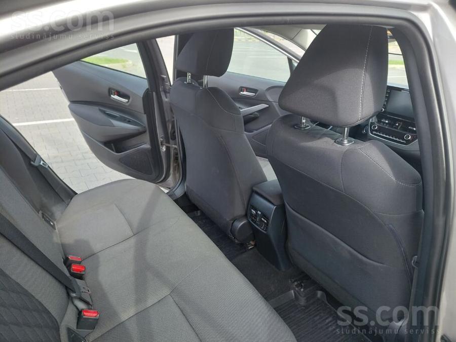 Pelēks Toyota Corolla 2021 Rīga, ar dzinēja tilpumu 1.80 L un nobraukumu 72 tūkst. km par 16900 €, foto 11 vietnē AUTOMOTO.COM.LV