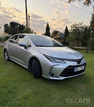 Pelēks Toyota Corolla 2021 Rēzekne, ar dzinēja tilpumu 1.50 L un nobraukumu 137 tūkst. km par 11500 €, foto  vietnē AUTOMOTO.COM.LV