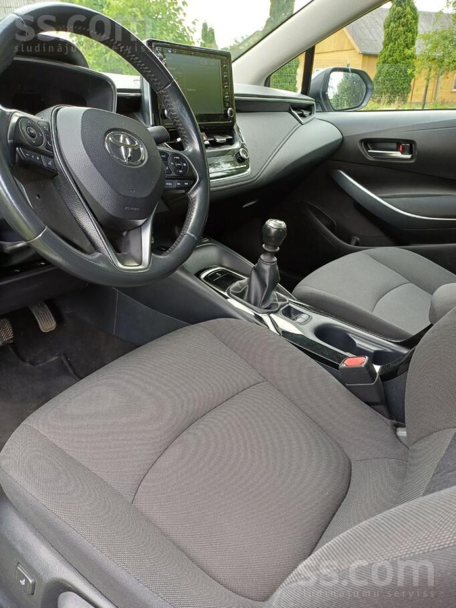 Pelēks Toyota Corolla 2021 Rēzekne, ar dzinēja tilpumu 1.50 L un nobraukumu 137 tūkst. km par 11500 €, foto 6 vietnē AUTOMOTO.COM.LV