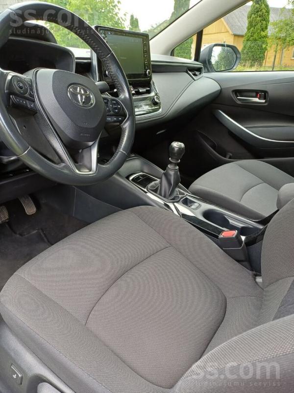 Pelēks Toyota Corolla 2021 Rēzekne, ar dzinēja tilpumu 1.50 L un nobraukumu 137 tūkst. km par 11500 €, foto 5 vietnē AUTOMOTO.COM.LV