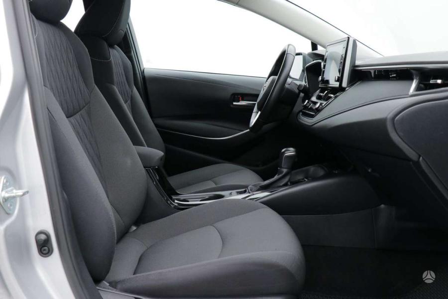 Pelēks Toyota Corolla 2021 Viļņa, ar dzinēja tilpumu 1.49 L un nobraukumu 114 tūkst. km par 16500 €, foto 10 vietnē AUTOMOTO.COM.LV