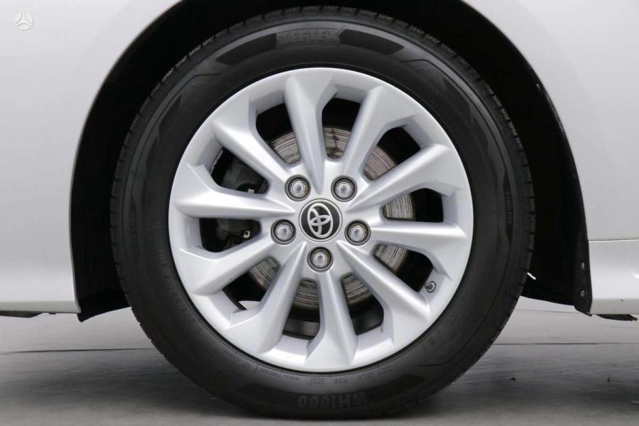Pelēks Toyota Corolla 2021 Viļņa, ar dzinēja tilpumu 1.49 L un nobraukumu 114 tūkst. km par 16500 €, foto 17 vietnē AUTOMOTO.COM.LV