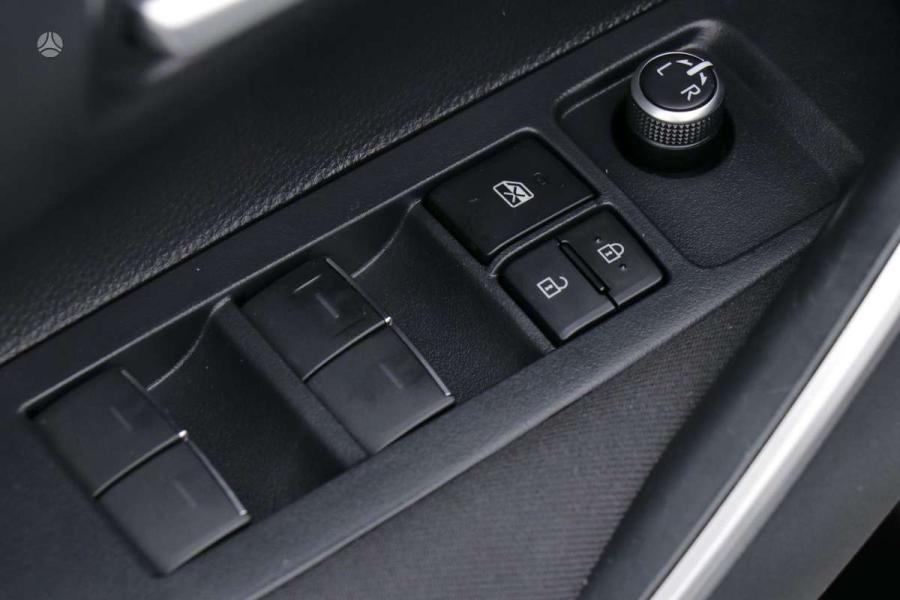 Pelēks Toyota Corolla 2021 Viļņa, ar dzinēja tilpumu 1.49 L un nobraukumu 114 tūkst. km par 16500 €, foto 22 vietnē AUTOMOTO.COM.LV
