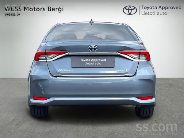 Серый Тойота Королла 2021 в Рига, объемом двигателя 1.80 л и пробегом 109 тыс. км за 16990 €, фото 4 на AUTOMOTO.COM.LV