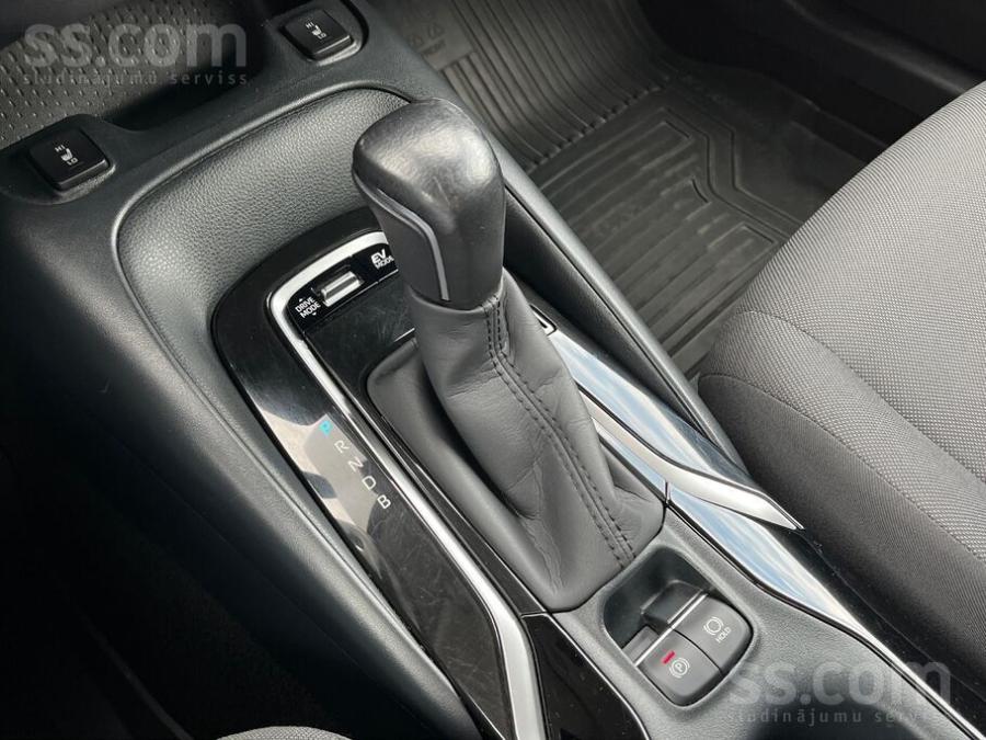 Серый Тойота Королла 2021 в Рига, объемом двигателя 1.80 л и пробегом 109 тыс. км за 16990 €, фото 16 на AUTOMOTO.COM.LV