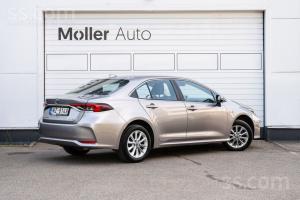 Pelēks Toyota Corolla 2021 Rīga, ar dzinēja tilpumu 1.80 L un nobraukumu 72 tūkst. km par 17950 €, foto 5 vietnē AUTOMOTO.COM.LV