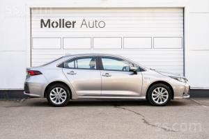 Pelēks Toyota Corolla 2021 Rīga, ar dzinēja tilpumu 1.80 L un nobraukumu 72 tūkst. km par 17950 €, foto 6 vietnē AUTOMOTO.COM.LV