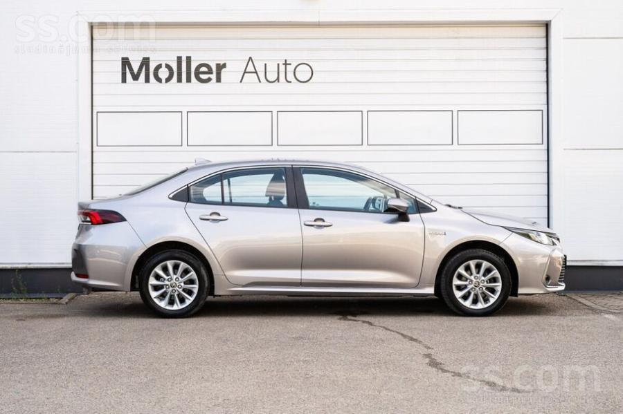 Pelēks Toyota Corolla 2021 Rīga, ar dzinēja tilpumu 1.80 L un nobraukumu 72 tūkst. km par 17950 €, foto 6 vietnē AUTOMOTO.COM.LV