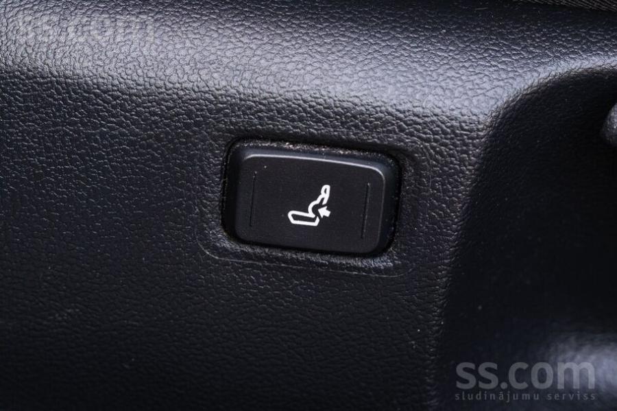 Pelēks Toyota Corolla 2021 Rīga, ar dzinēja tilpumu 1.80 L un nobraukumu 72 tūkst. km par 17950 €, foto 16 vietnē AUTOMOTO.COM.LV