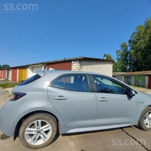 Grey Toyota Corolla 2021 in Riga, with an engine capacity of 1.80 L and mileage of 53 thousand km for 14500 €, photo 10 on AUTOMOTO.COM.LV