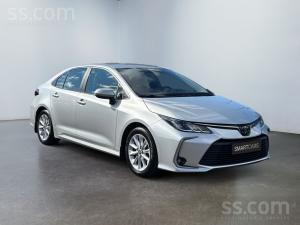 Grey Toyota Corolla 2021 in Riga, with an engine capacity of 1.50 L and mileage of 137 thousand km for 12820 €, photo 8 on AUTOMOTO.COM.LV