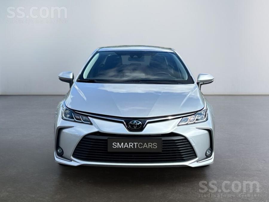 Grey Toyota Corolla 2021 in Riga, with an engine capacity of 1.50 L and mileage of 137 thousand km for 12820 €, photo 9 on AUTOMOTO.COM.LV