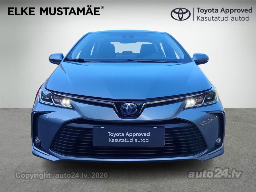 Grey Toyota Corolla 2021 in Tallinn, with an engine capacity of 1.80 L and mileage of 114 thousand km for 17495 €, photo 6 on AUTOMOTO.COM.LV