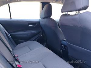 Grey Toyota Corolla 2021 in Tallinn, with an engine capacity of 1.80 L and mileage of 114 thousand km for 17495 €, photo 8 on AUTOMOTO.COM.LV