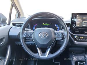 Grey Toyota Corolla 2021 in Tallinn, with an engine capacity of 1.80 L and mileage of 114 thousand km for 17495 €, photo 10 on AUTOMOTO.COM.LV