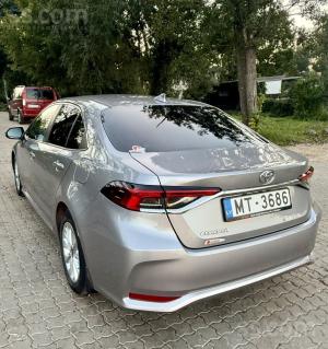 Pelēks Toyota Corolla 2021 Rīga, ar dzinēja tilpumu 1.60 L un nobraukumu 116 tūkst. km par 17500 €, foto 5 vietnē AUTOMOTO.COM.LV