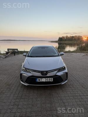 Pelēks Toyota Corolla 2021 Rīga, ar dzinēja tilpumu 1.60 L un nobraukumu 116 tūkst. km par 17500 €, foto 7 vietnē AUTOMOTO.COM.LV