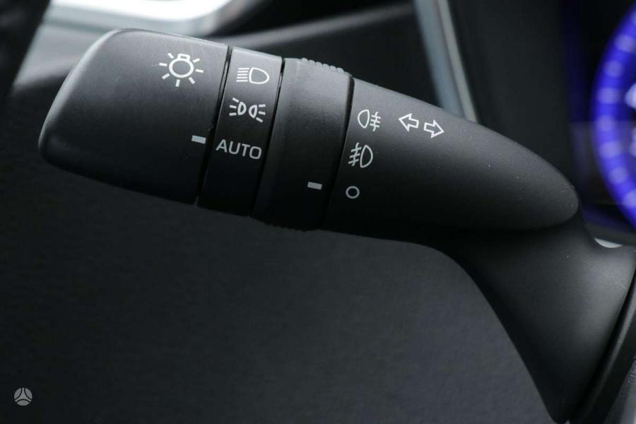 Pelēks Toyota Corolla 2021 Viļņa, ar dzinēja tilpumu 1.49 L un nobraukumu 114 tūkst. km par 16500 €, foto 23 vietnē AUTOMOTO.COM.LV