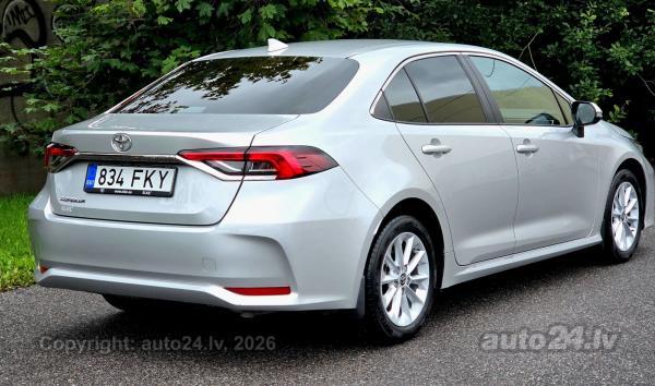 Pelēks Toyota Corolla 2021 Tallina, ar dzinēja tilpumu 1.50 L un nobraukumu 39 tūkst. km par 17990 €, foto 4 vietnē AUTOMOTO.COM.LV