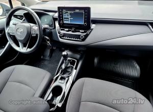 Grey Toyota Corolla 2021 in Tallinn, with an engine capacity of 1.50 L and mileage of 39 thousand km for 17990 €, photo 8 on AUTOMOTO.COM.LV