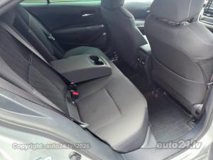 Grey Toyota Corolla 2021 in Tallinn, with an engine capacity of 1.50 L and mileage of 39 thousand km for 17990 €, photo 10 on AUTOMOTO.COM.LV