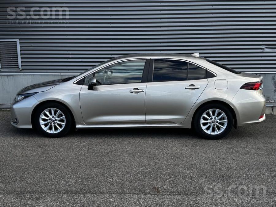 Pelēks Toyota Corolla 2021 Rīga, ar dzinēja tilpumu 1.50 L un nobraukumu 145 tūkst. km par 13500 €, foto 3 vietnē AUTOMOTO.COM.LV