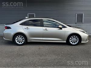Pelēks Toyota Corolla 2021 Rīga, ar dzinēja tilpumu 1.50 L un nobraukumu 145 tūkst. km par 13500 €, foto 7 vietnē AUTOMOTO.COM.LV
