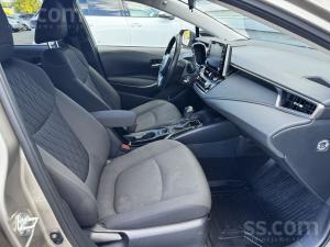 Pelēks Toyota Corolla 2021 Rīga, ar dzinēja tilpumu 1.50 L un nobraukumu 145 tūkst. km par 13500 €, foto 13 vietnē AUTOMOTO.COM.LV