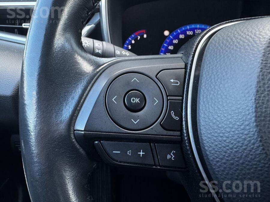 Pelēks Toyota Corolla 2021 Rīga, ar dzinēja tilpumu 1.50 L un nobraukumu 145 tūkst. km par 13500 €, foto 24 vietnē AUTOMOTO.COM.LV