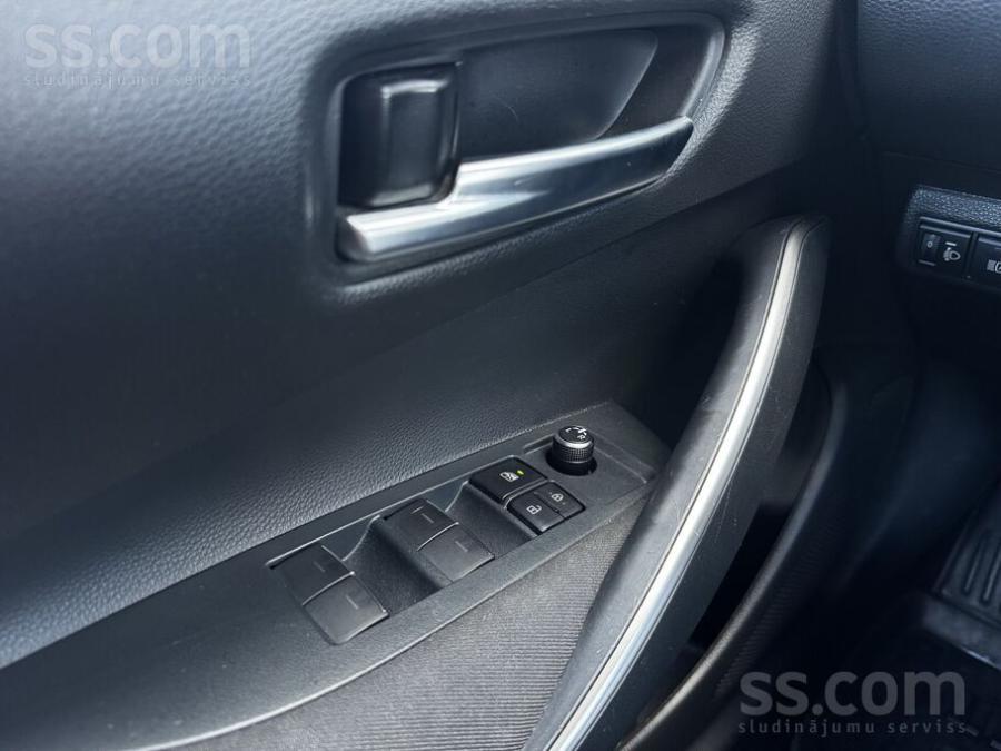 Pelēks Toyota Corolla 2021 Rīga, ar dzinēja tilpumu 1.50 L un nobraukumu 145 tūkst. km par 13500 €, foto 25 vietnē AUTOMOTO.COM.LV