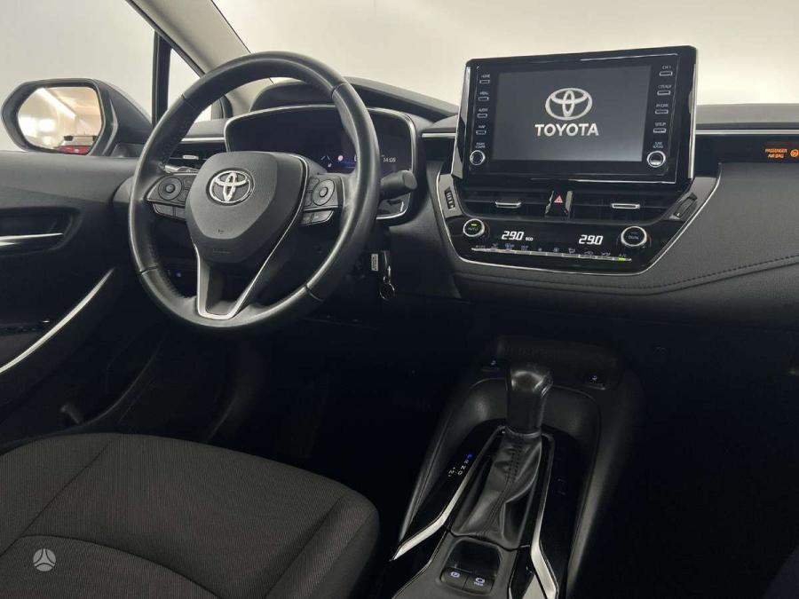 Pelēks Toyota Corolla 2022 Viļņa, ar dzinēja tilpumu 1.49 L un nobraukumu 73 tūkst. km par 16400 €, foto 13 vietnē AUTOMOTO.COM.LV