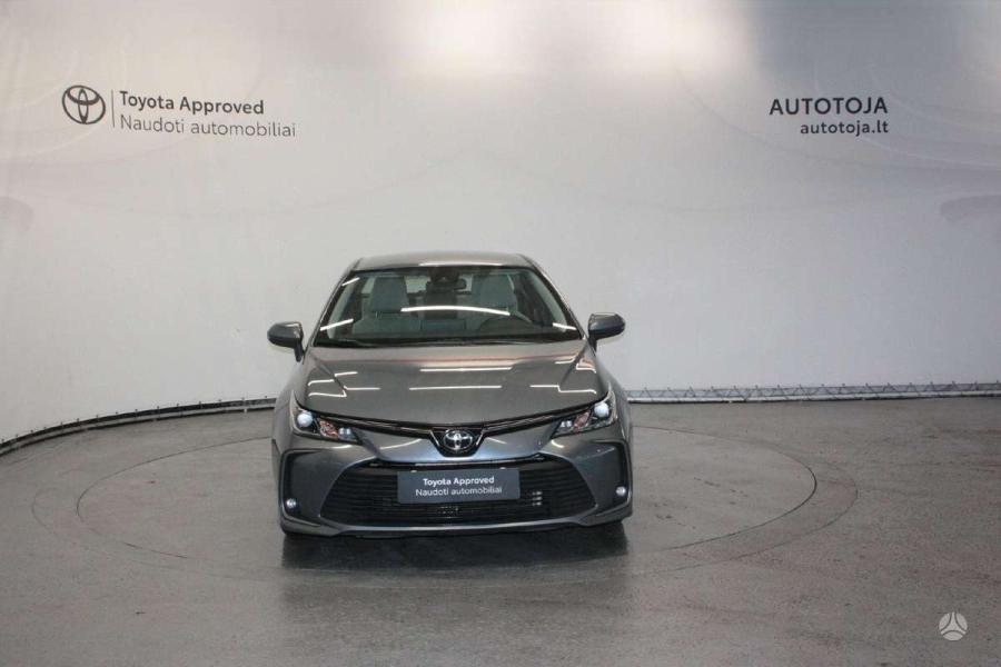 Pelēks Toyota Corolla 2022 Kauņa, ar dzinēja tilpumu 1.49 L un nobraukumu 107 tūkst. km par 16900 €, foto 5 vietnē AUTOMOTO.COM.LV