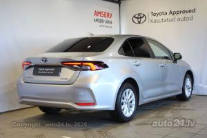 Pelēks Toyota Corolla 2022 Tallina, ar dzinēja tilpumu 1.80 L un nobraukumu 113 tūkst. km par 18490 €, foto 2 vietnē AUTOMOTO.COM.LV