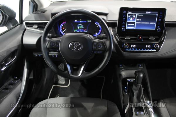 Grey Toyota Corolla 2022 in Tallinn, with an engine capacity of 1.80 L and mileage of 75 thousand km for 19490 €, photo 9 on AUTOMOTO.COM.LV