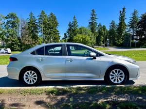Pelēks Toyota Corolla 2022 Tallina, ar dzinēja tilpumu 1.50 L un nobraukumu 186 tūkst. km par 12900 €, foto 6 vietnē AUTOMOTO.COM.LV