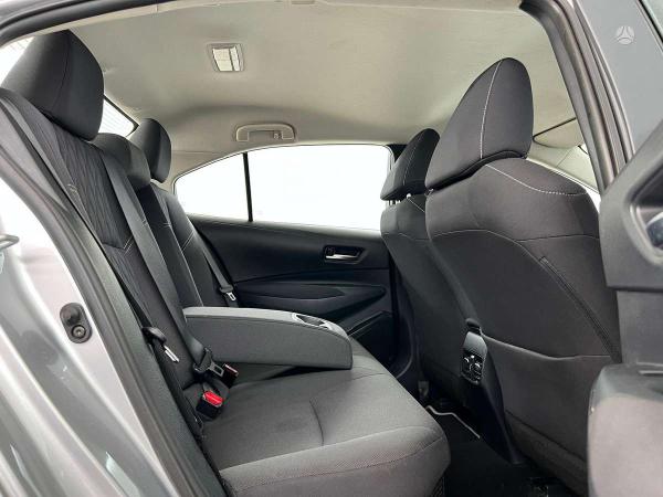 Pelēks Toyota Corolla 2022 Viļņa, ar dzinēja tilpumu 1.80 L un nobraukumu 148 tūkst. km par 17900 €, foto 7 vietnē AUTOMOTO.COM.LV