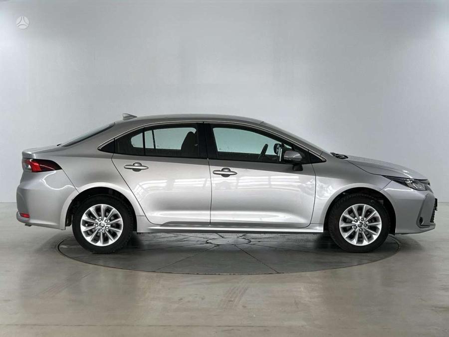 Pelēks Toyota Corolla 2022 Viļņa, ar dzinēja tilpumu 1.80 L un nobraukumu 148 tūkst. km par 17900 €, foto 17 vietnē AUTOMOTO.COM.LV
