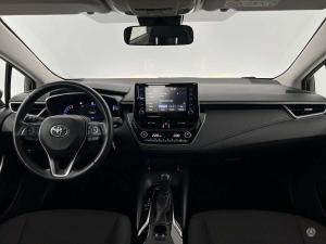 Grey Toyota Corolla 2022 in Vilnius, with an engine capacity of 1.49 L and mileage of 109 thousand km for 16900 €, photo 9 on AUTOMOTO.COM.LV