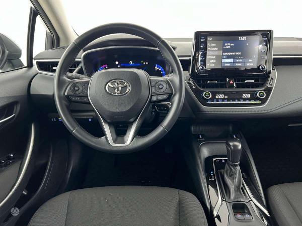 Grey Toyota Corolla 2022 in Vilnius, with an engine capacity of 1.49 L and mileage of 109 thousand km for 16900 €, photo 9 on AUTOMOTO.COM.LV