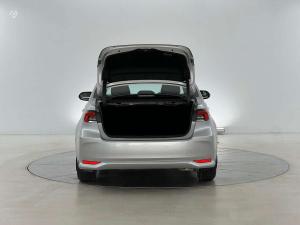 Grey Toyota Corolla 2022 in Vilnius, with an engine capacity of 1.49 L and mileage of 109 thousand km for 16900 €, photo 11 on AUTOMOTO.COM.LV