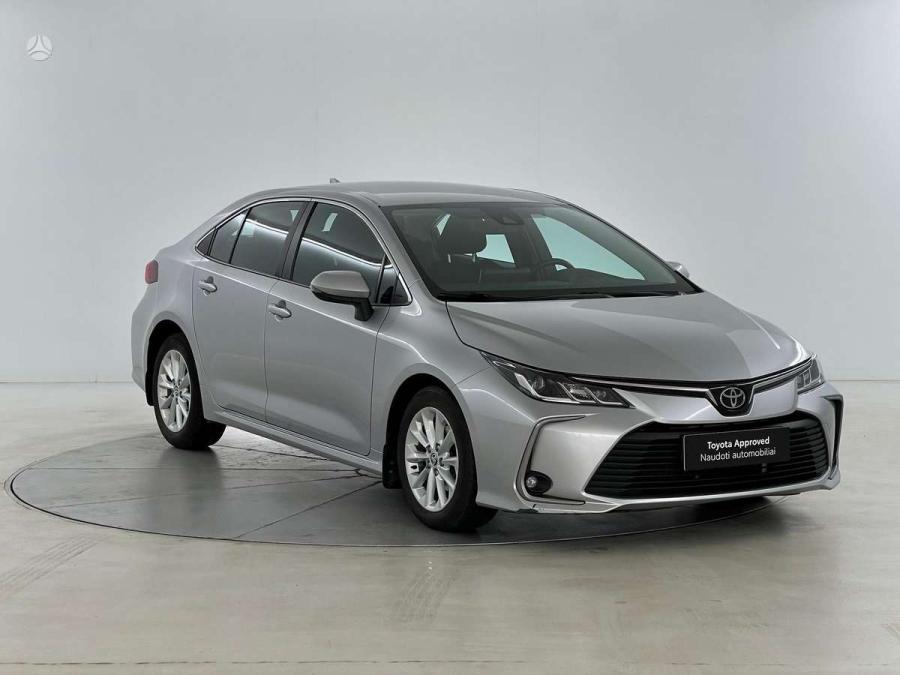 Grey Toyota Corolla 2022 in Vilnius, with an engine capacity of 1.49 L and mileage of 109 thousand km for 16900 €, photo 19 on AUTOMOTO.COM.LV