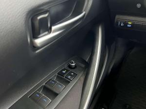 Grey Toyota Corolla 2022 in Vilnius, with an engine capacity of 1.49 L and mileage of 109 thousand km for 16900 €, photo 25 on AUTOMOTO.COM.LV