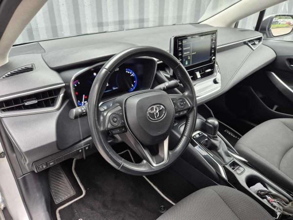 Grey Toyota Corolla 2022 in Vilnius, with an engine capacity of 1.80 L and mileage of 161 thousand km for 16500 €, photo 8 on AUTOMOTO.COM.LV