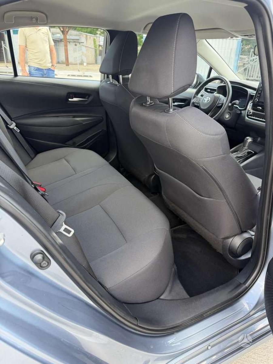 Pelēks Toyota Corolla 2022 Viļņa, ar dzinēja tilpumu 1.49 L un nobraukumu 110 tūkst. km par 15899 €, foto 11 vietnē AUTOMOTO.COM.LV